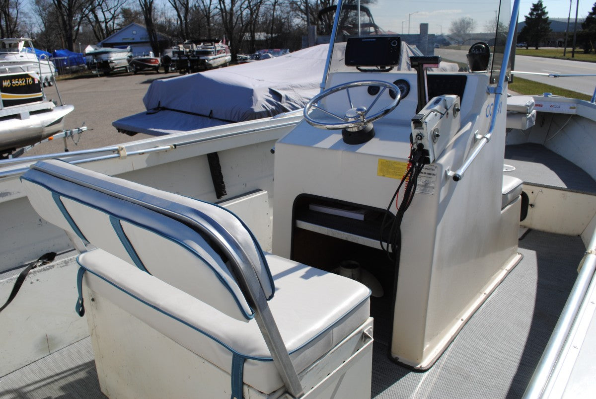 1983 19′ SEA NYMPH CENTER CONSOLE CC-191 STRIPER – Byrd's Landing