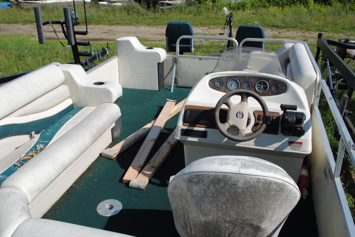 1999 20′ SUNCRUISER TRINIDAD 200 – Byrd's Landing